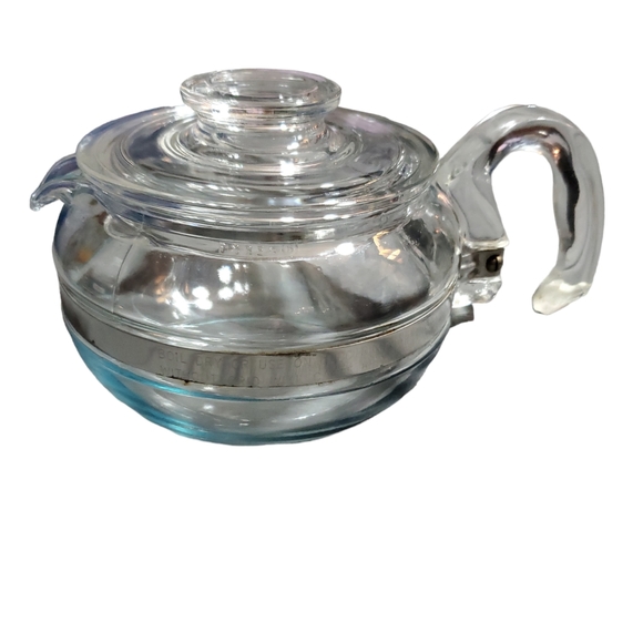 Pyrex | Kitchen | Vintage Pyrex Flameware 6 Cup Glass Tea Pot 8336 With ...
